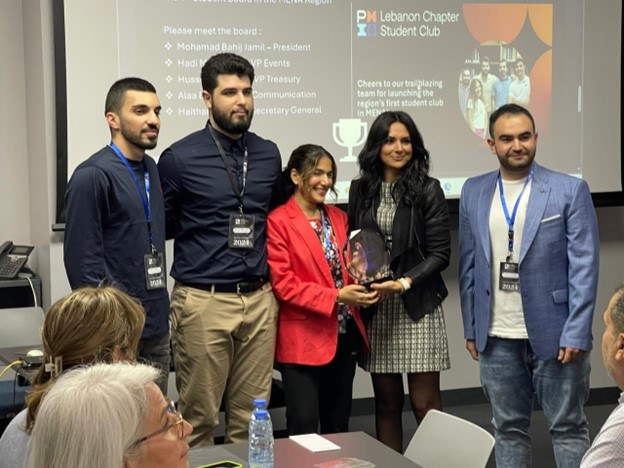 ProjectManagement.com - Student Clubs